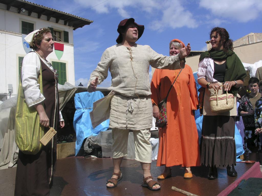 Capdepera regresa a la Edad Media con su Mercat Medieval » Ferias