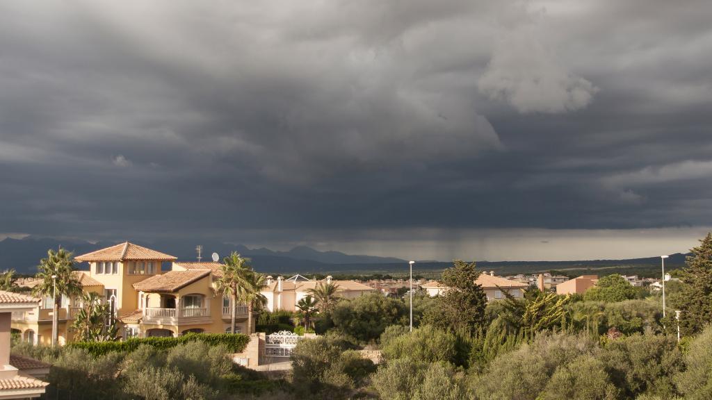 Activada la alerta en Mallorca y Menorca por lluvias y tormentas