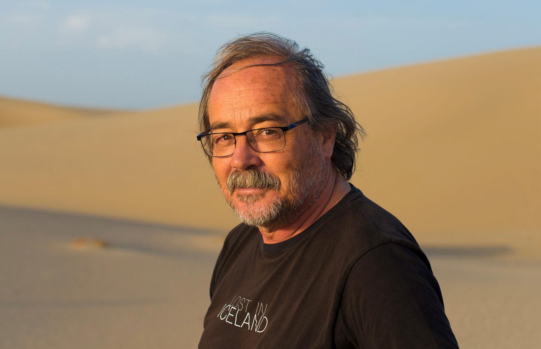 Xavier Moret: «La novela negra es novela social y un retrato de la ...