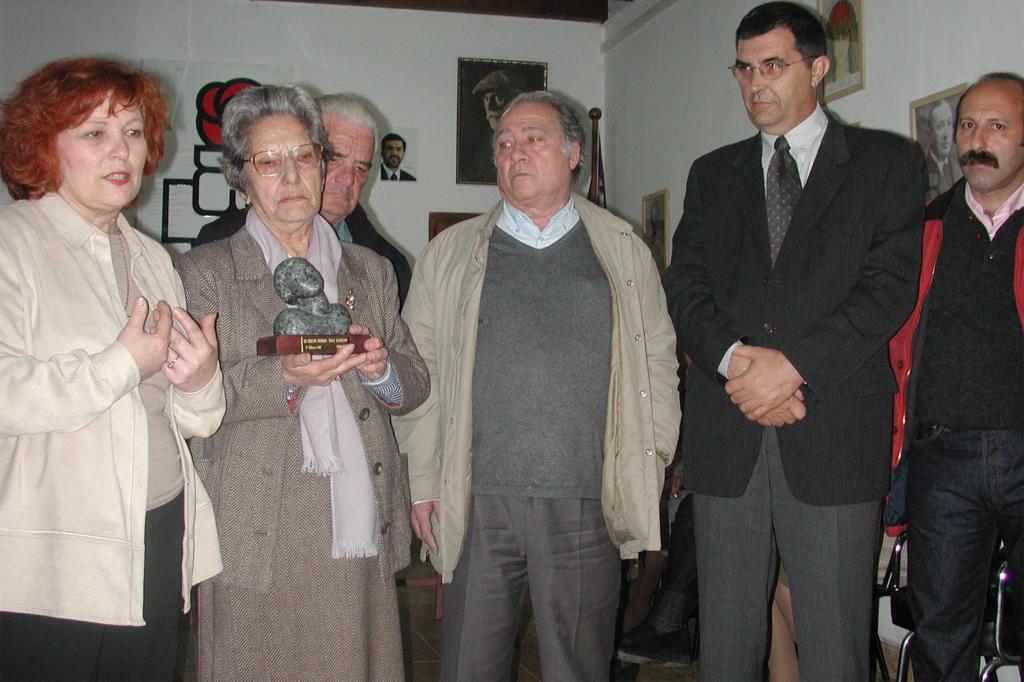 Fallece a los 93 años Isabel Coll, histórica militante socialista