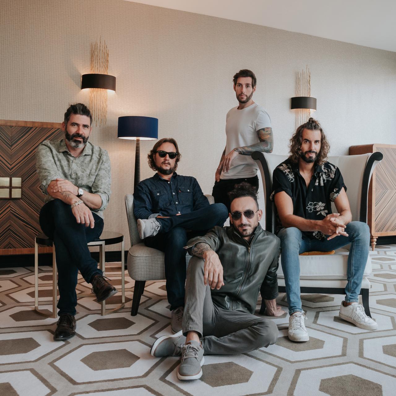 Izal estrenará un nuevo capítulo de sus «emociones y sentimientos» en ...