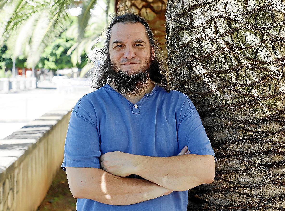 Cultura en Mallorca | Tomás Barceló, el artesano que hace «reales» los ...