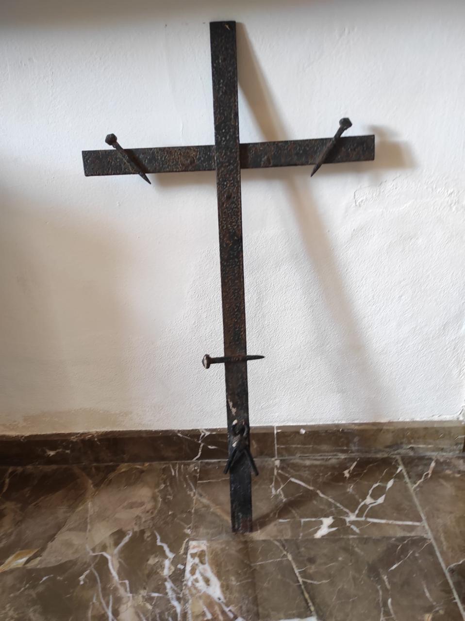 La Creu de Terme de sa Garriga aparece en un camino y volverá a su ...