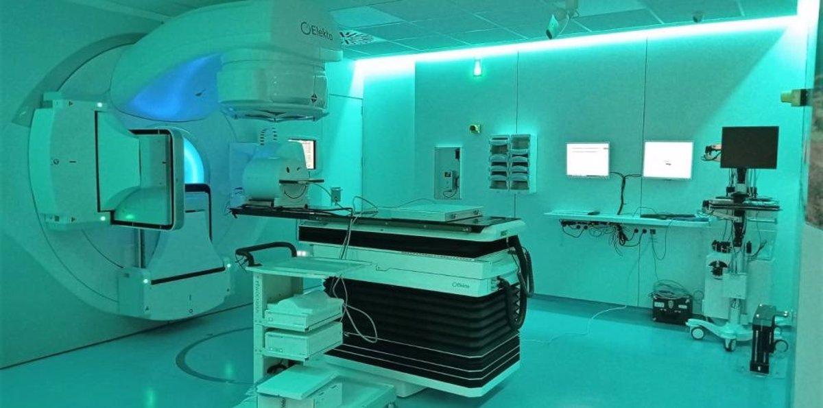 Sanidad adquirirá cuatro aceleradores lineales e instalará un sistema ...