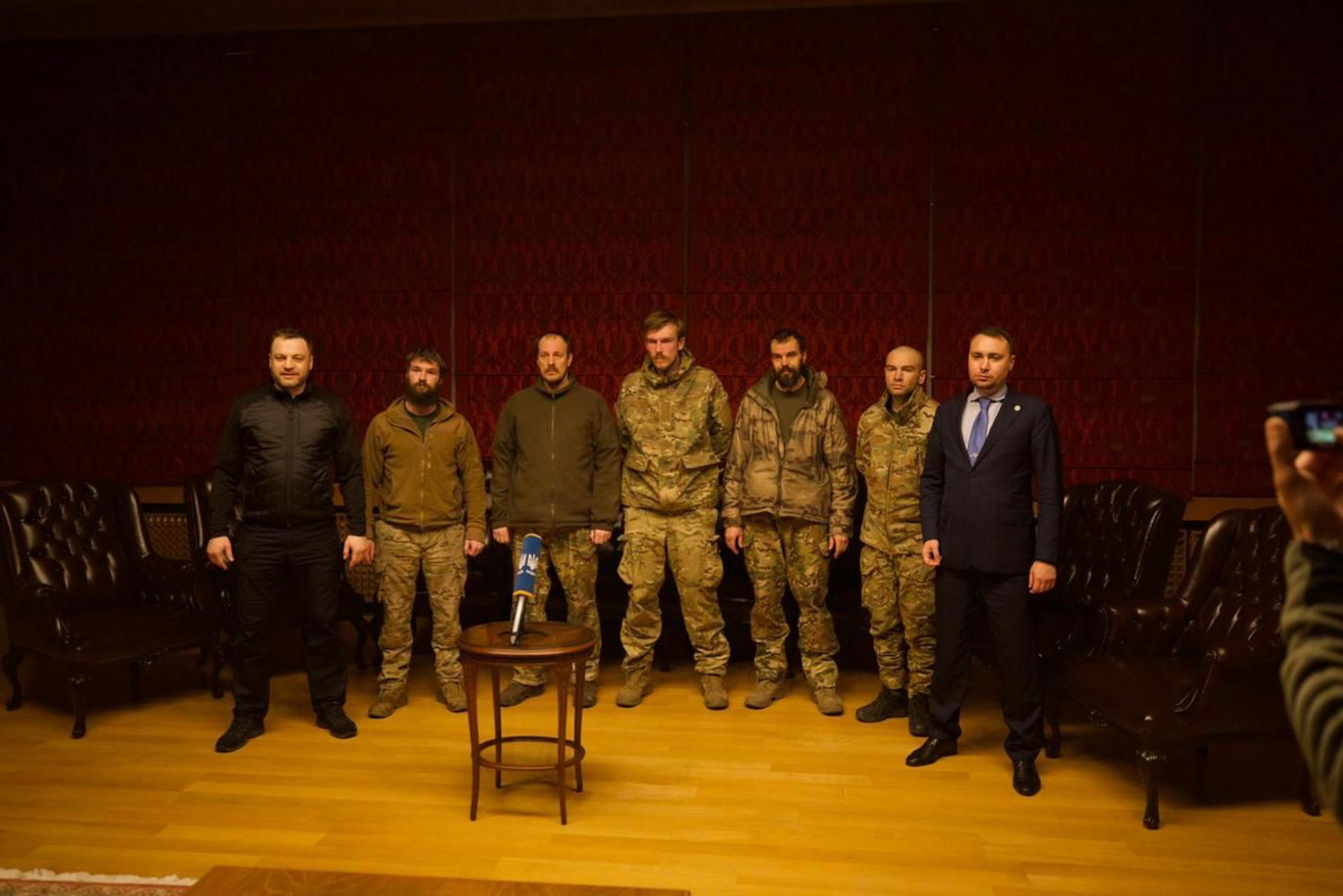 Rusia - Ucrania: jefes del Batallón Azov protegidos personales Erdogan