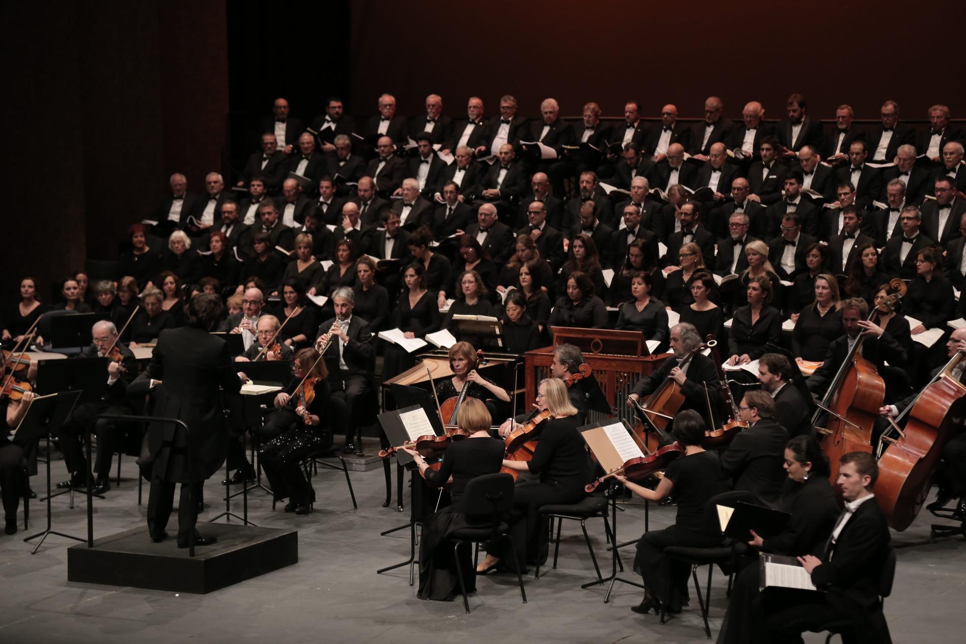 Baleares: La Simfònica, la Coral Universitat y los Blauets se unen para ‘Carmina Burana’