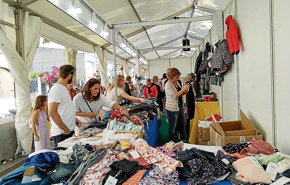 Movilidad y tradición se dan la mano en la tercera Fira de Llucmajor