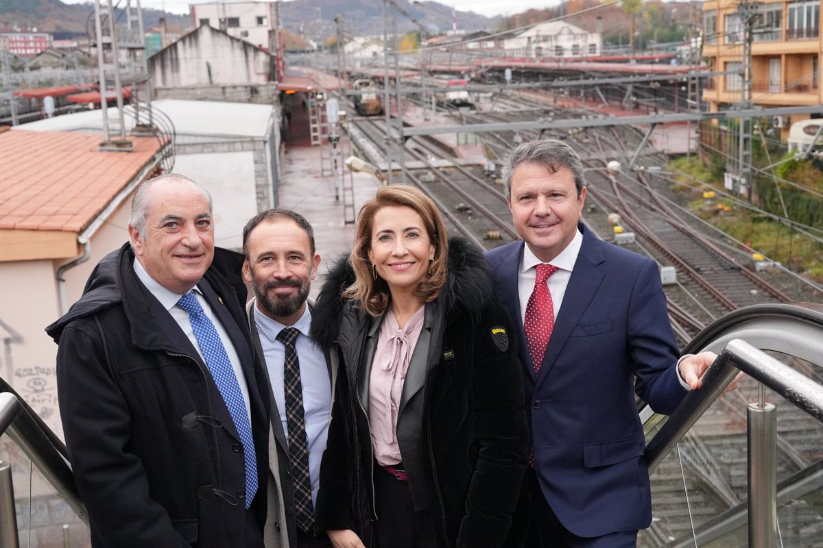 Las obras de la nueva estación ferroviaria internacional de Irun se ...