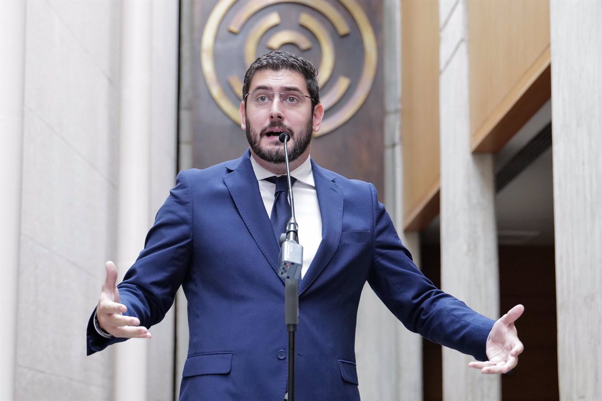 Nolasco (VOX): "No se trata de hacer acuerdos de brocha gorda, sino ...