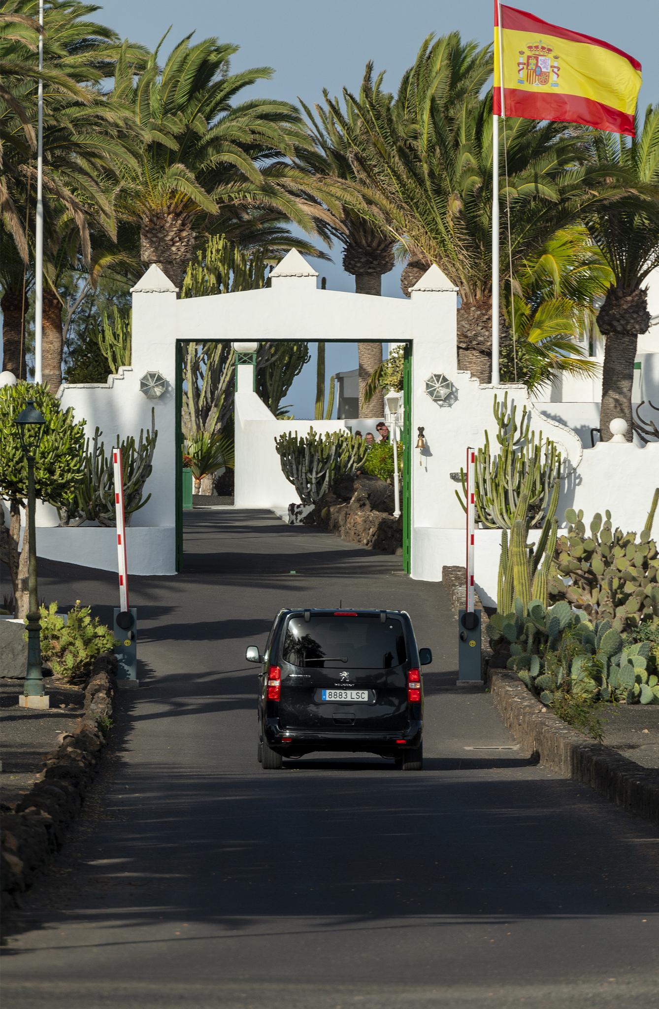 Pedro Sánchez llega a Lanzarote para pasar unos días de descanso en La ...