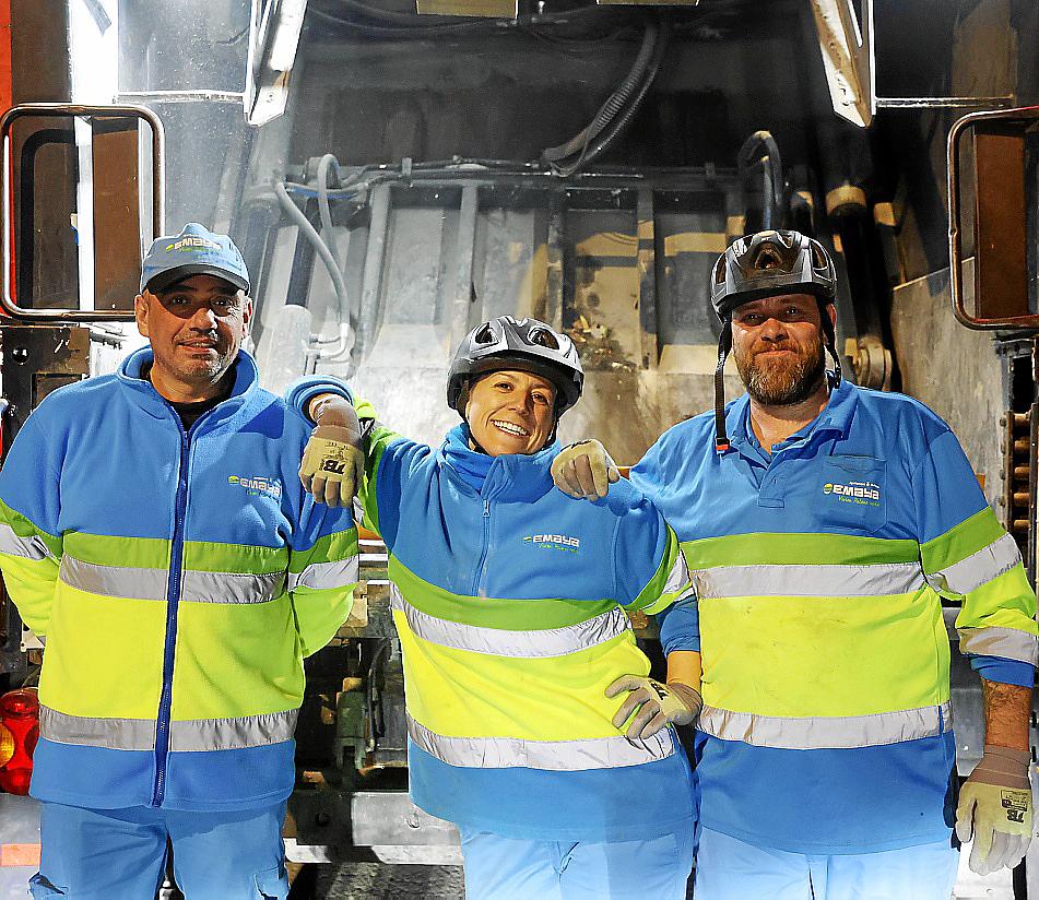 Fotogalería: Una noche con los trabajadores de Emaya