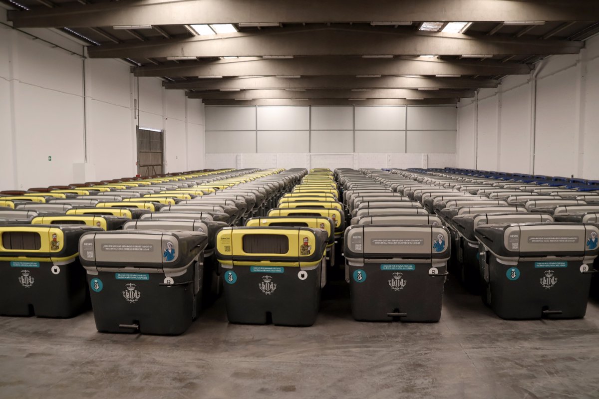 El Ayuntamiento renueva el parque de contenedores con la instalación de ...