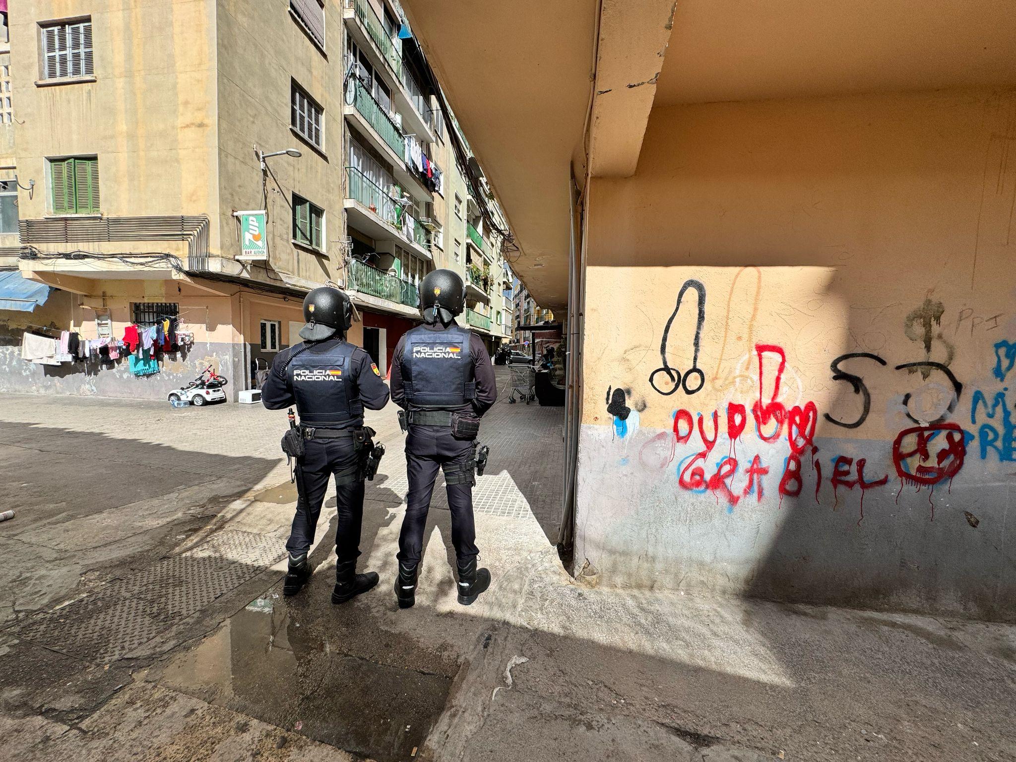 Sucesos en Mallorca |Desmantelado un punto de venta de droga en la nueva redada de la Policía ...