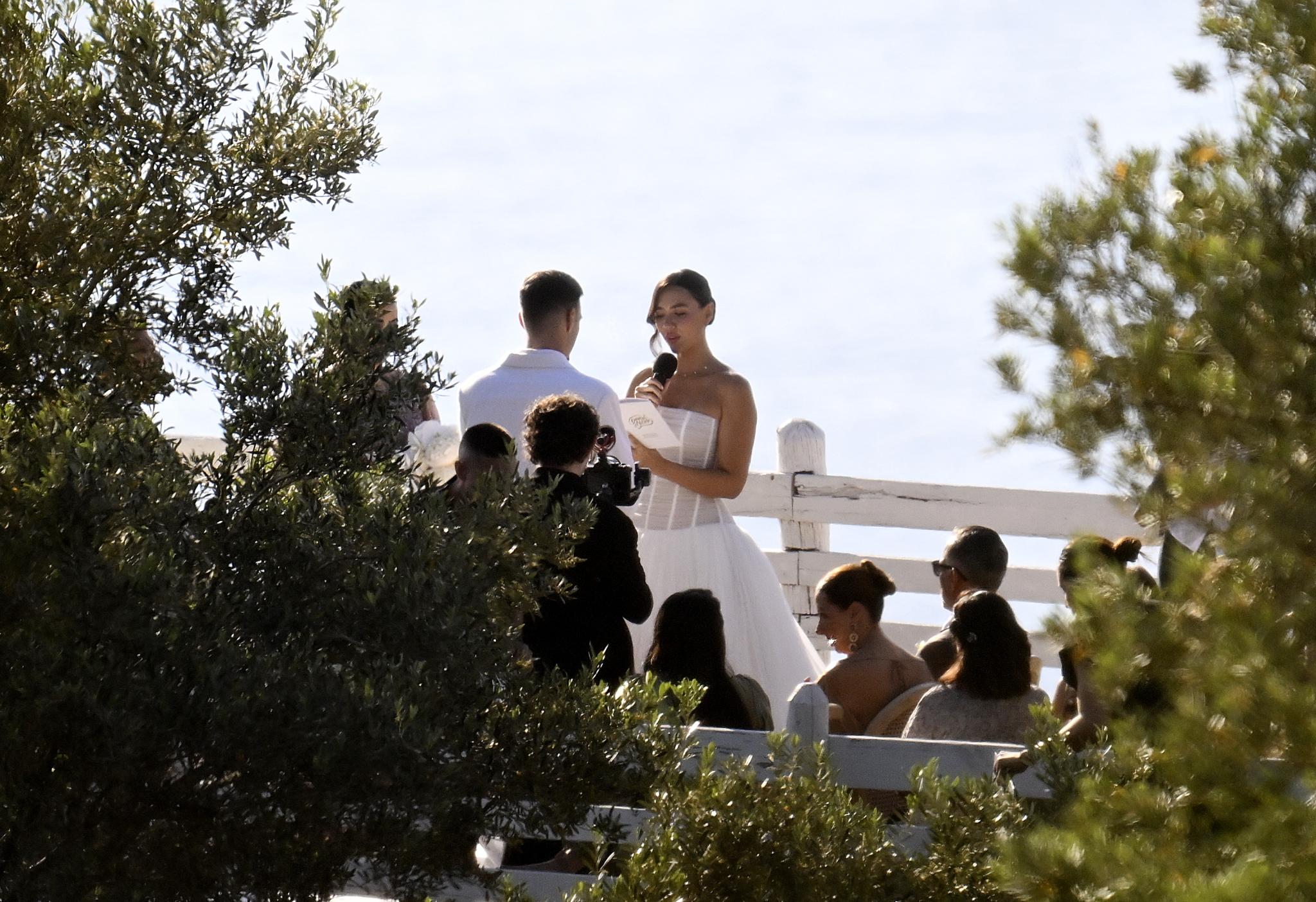 Fotogalería: Rels B: las imágenes de su boda con Nicole Betancur en ...