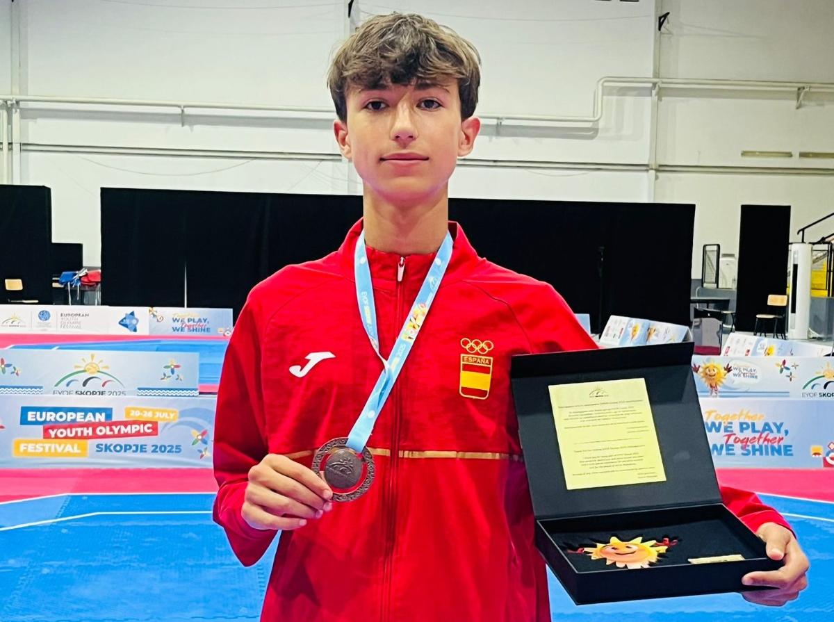 Lamar gatz fucks she is a total babe and an incredible