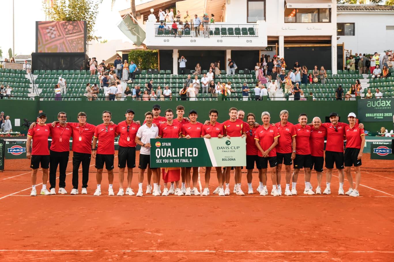 Mrunal thakur xxx com we started off by initiating a role