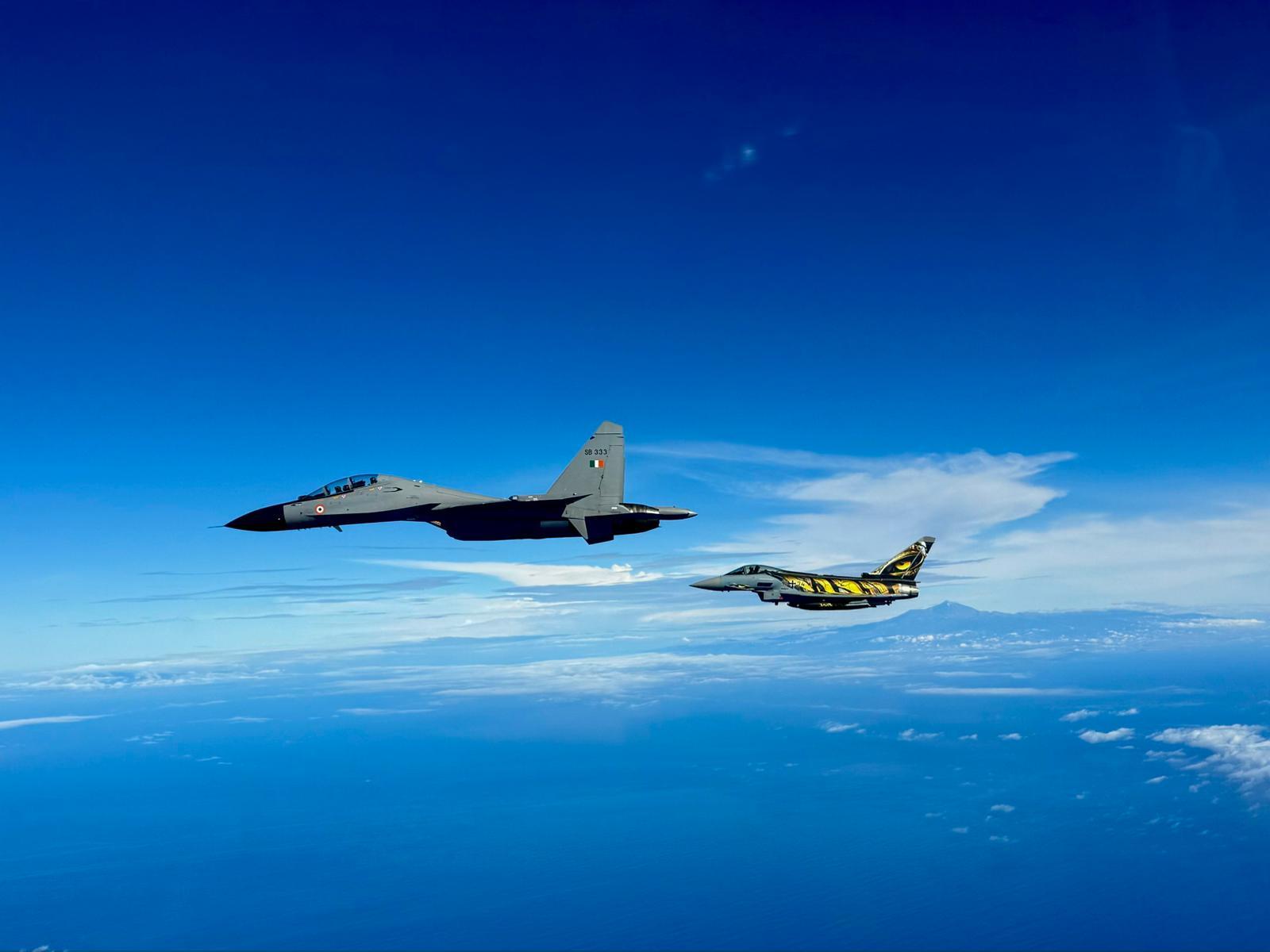 La OTAN despliega cazas españoles para interceptar aviones rusos en el ...