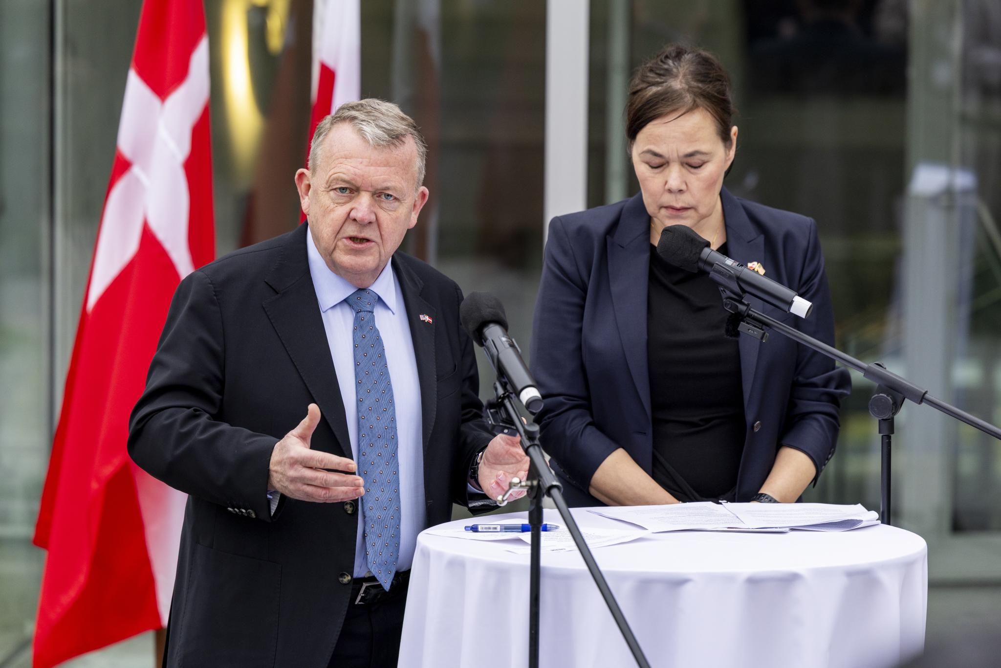 Reunión de emergencia en París: Robles no descarta participar en la ...