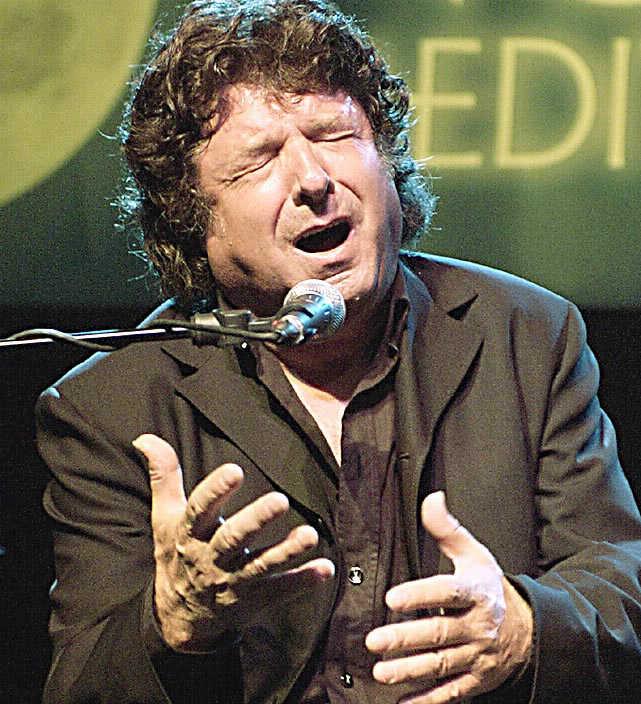 Fallece el cantaor Enrique Morente y su familia denuncia a la clínica