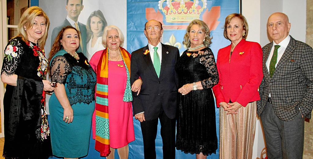 Fotogalería: La Hermandad Monárquica celebra el 50 cumpleaños del Rey