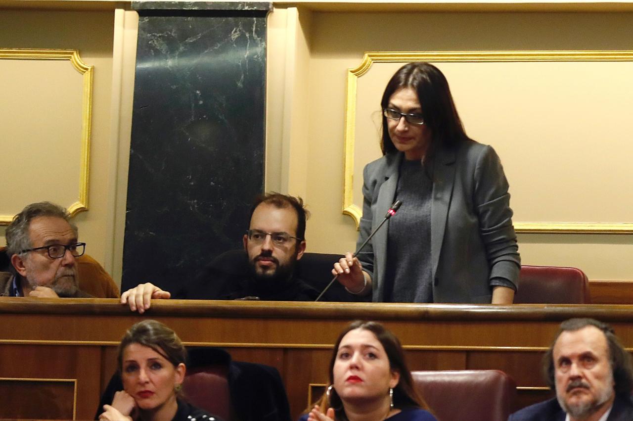 Sol Sánchez, sustituta de Errejón en el Congreso, promete la ...