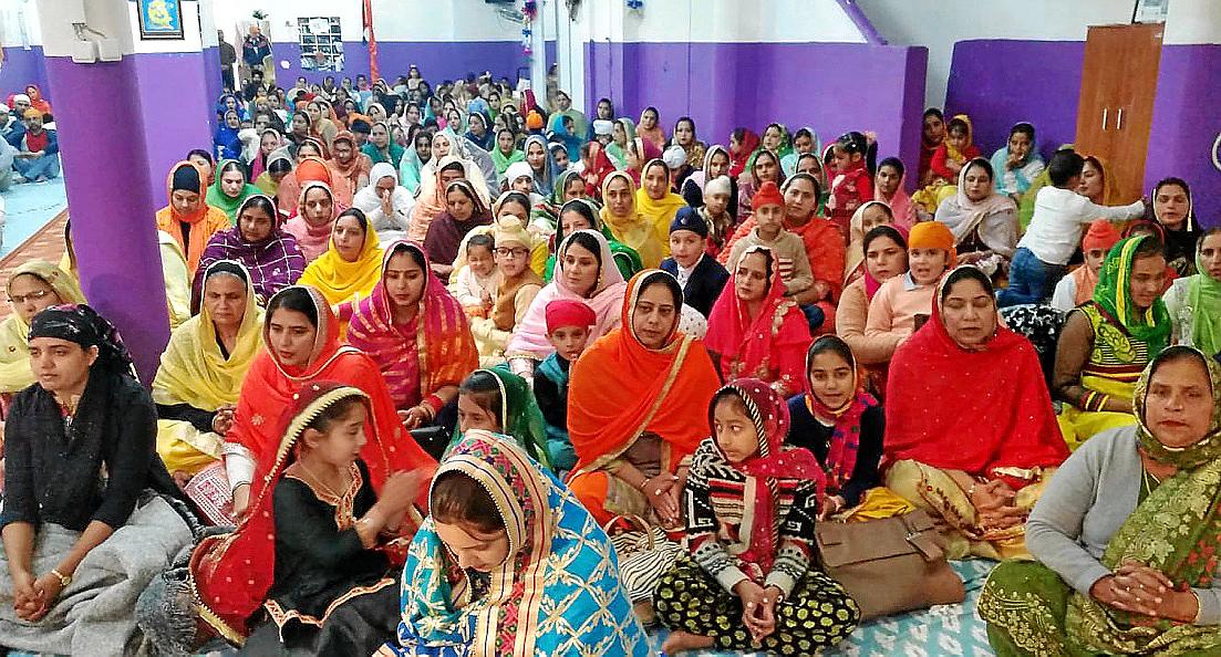 Los sij festejan en Palma el origen de su credo