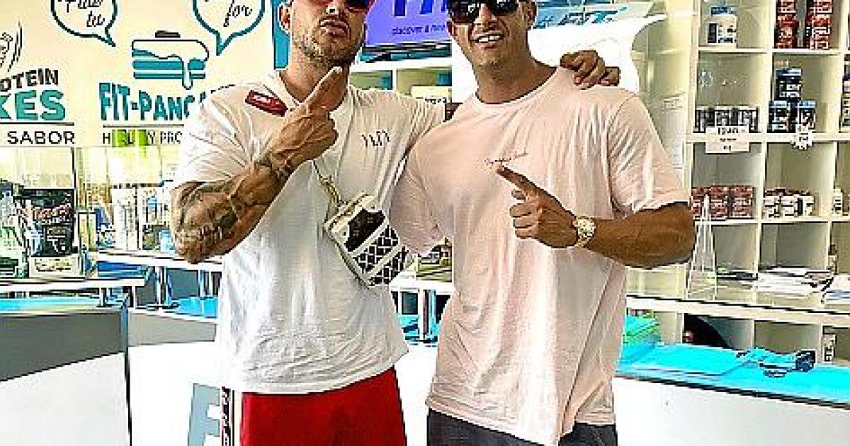 Maximillian White, el multimillonario del cannabis terapéutico, se pone ...