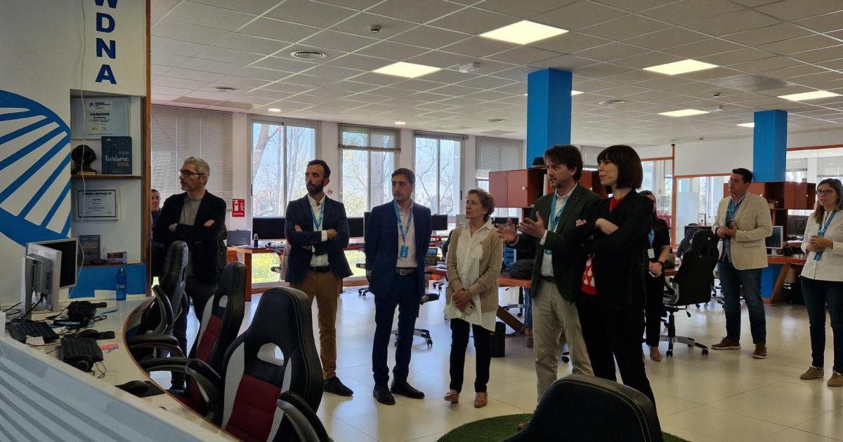 Wireless DNA presenta una tecnología meteorológica disruptiva a la ministra Morant