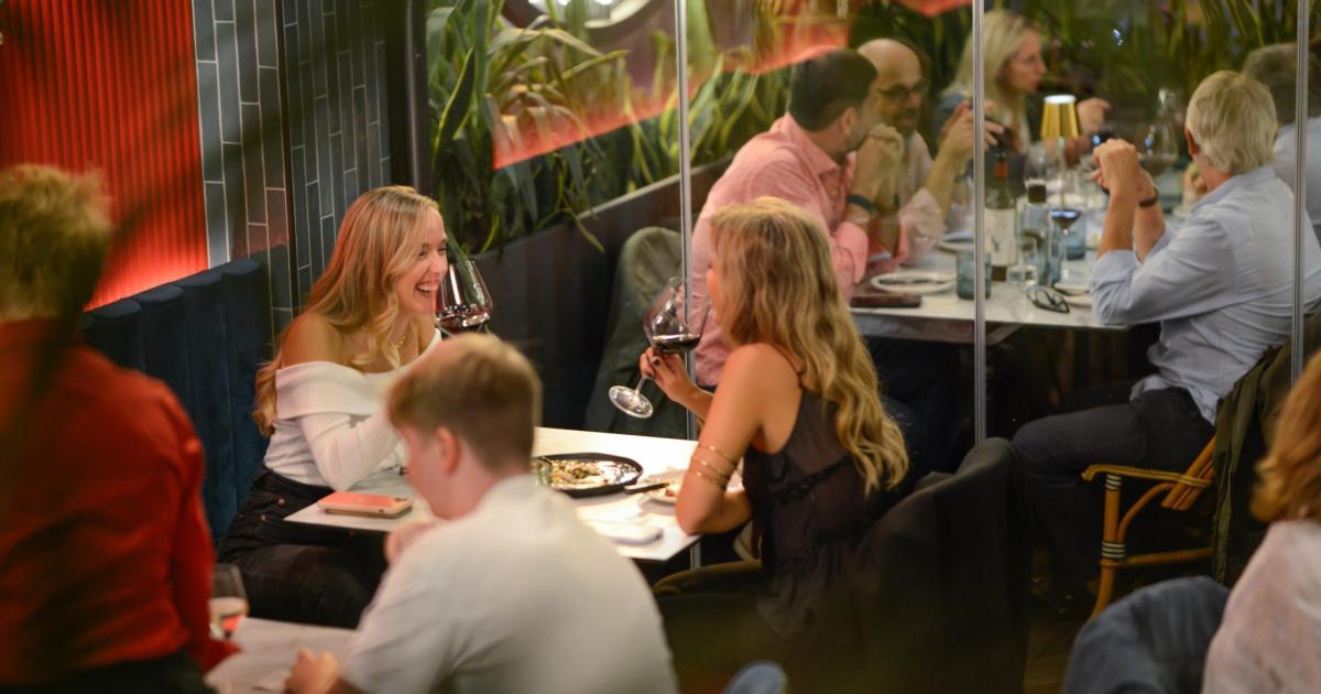 Celebra el Año Nuevo con elegancia y sabor en Opera Maritim