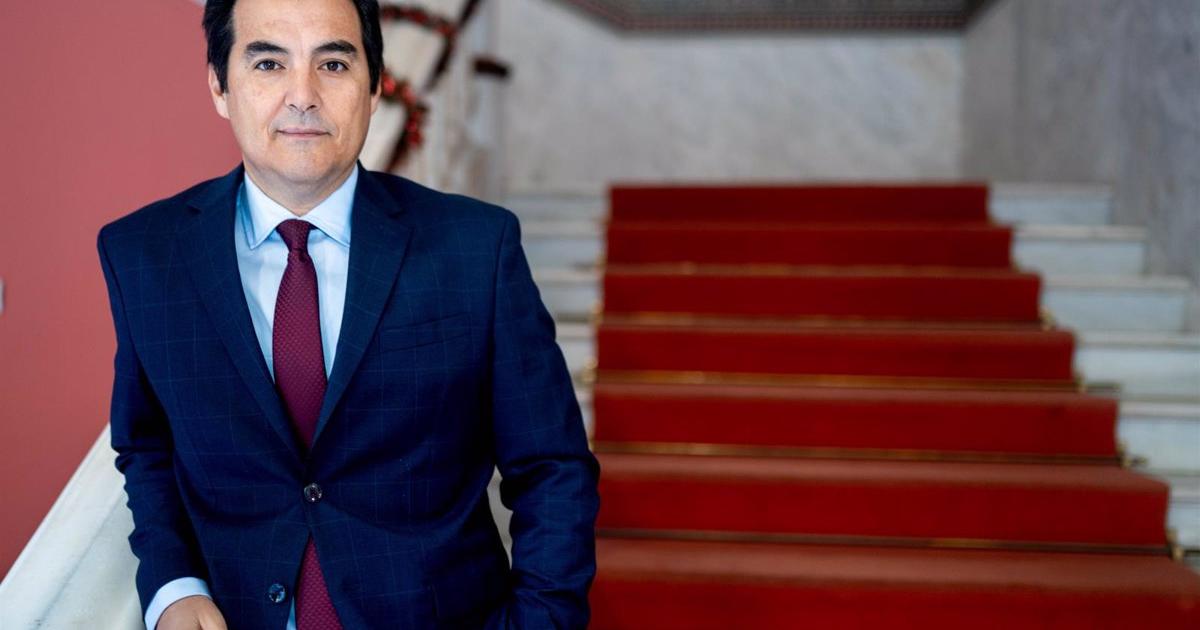 Nieto: Nieto: