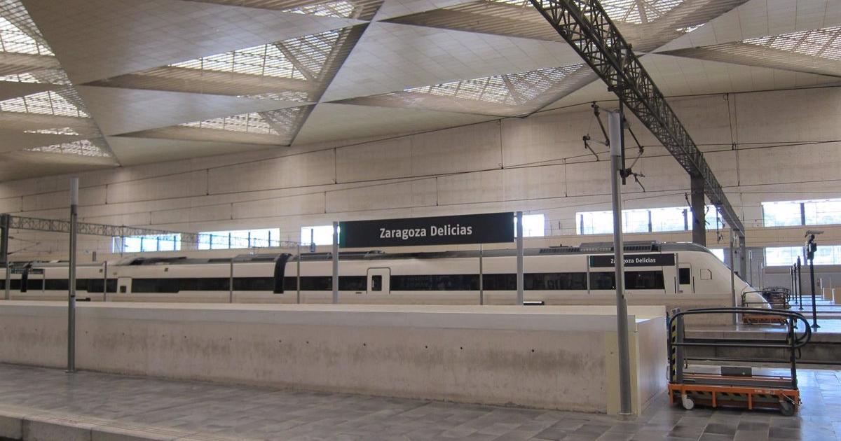 Renfe pone en marcha este lunes el servicio por carretera ante el cierre de la línea Zaragoza ...