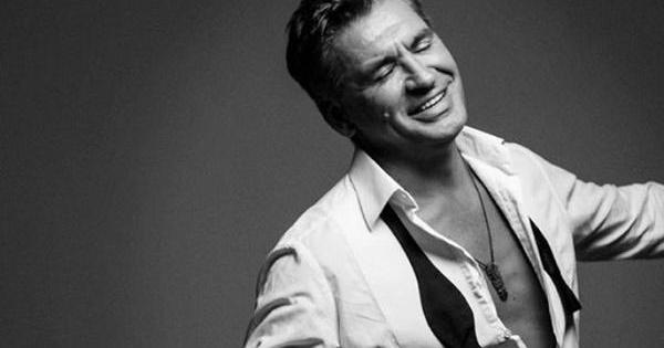 El tenoir Zoran Todorovich recala en Peguera acompañado del pianista ...