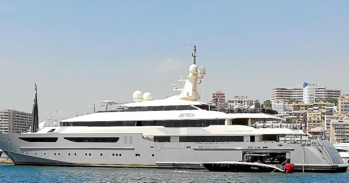 El yate Azteca, encargado por El Pocero, en Palma