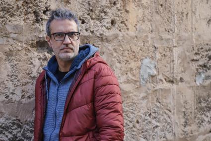 Literatura en Mallorca | Pere Antoni Pons explora la complejidad del ...