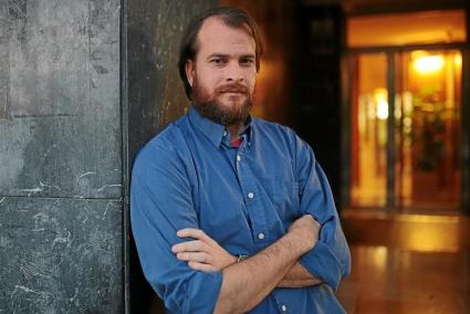 Alejandro Morellón: «Hoy en día, publicar cuentos es temerario»