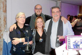 Fiesta sorpresa por el 50 aniversario de Isabel Alemany