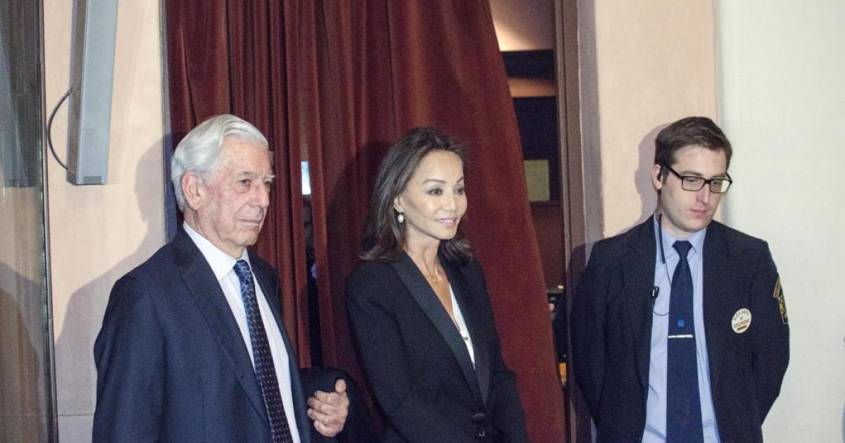 Isabel Preysler y Vargas Llosa acuden al homenaje a Carmen Balcells